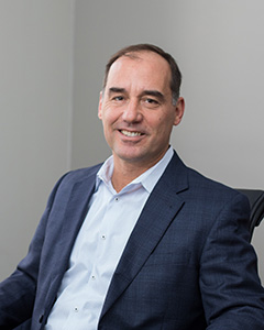 Board of Trustees - Flint Hill School